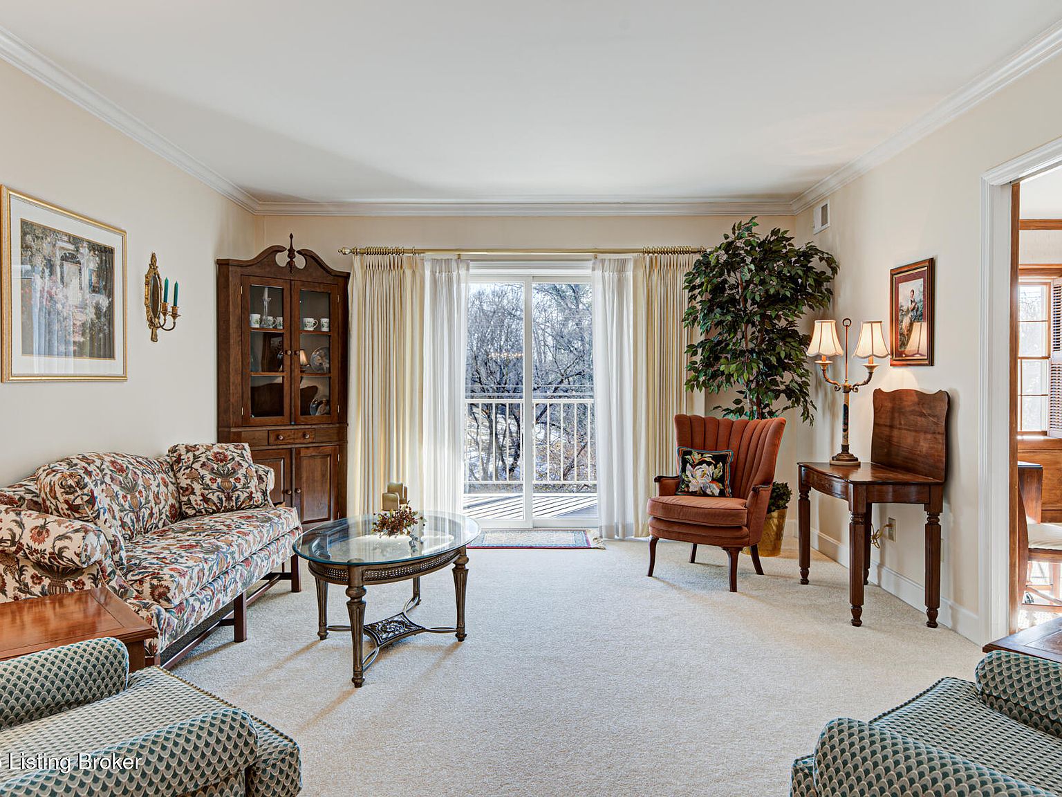 5601 Coach Gate Wynde APT 23, Louisville, KY 40207 | Zillow