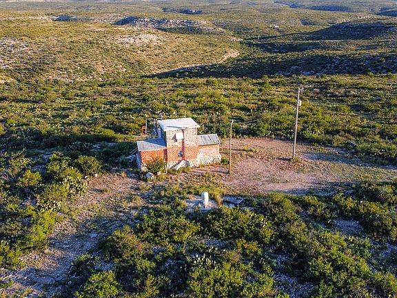 6104 RIO DIABLO PKWY, Del Rio, TX 78840 | MLS #1810064 | Zillow