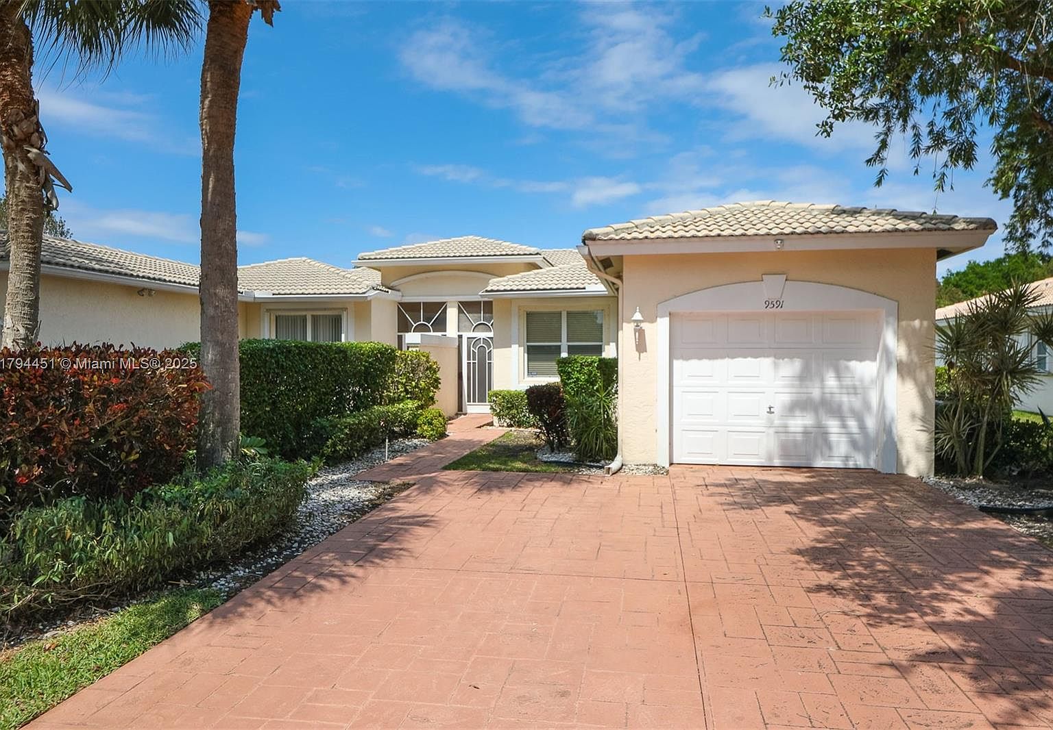 9591 Crescent View Dr N #9591, Boynton Beach, FL 33437 | Zillow