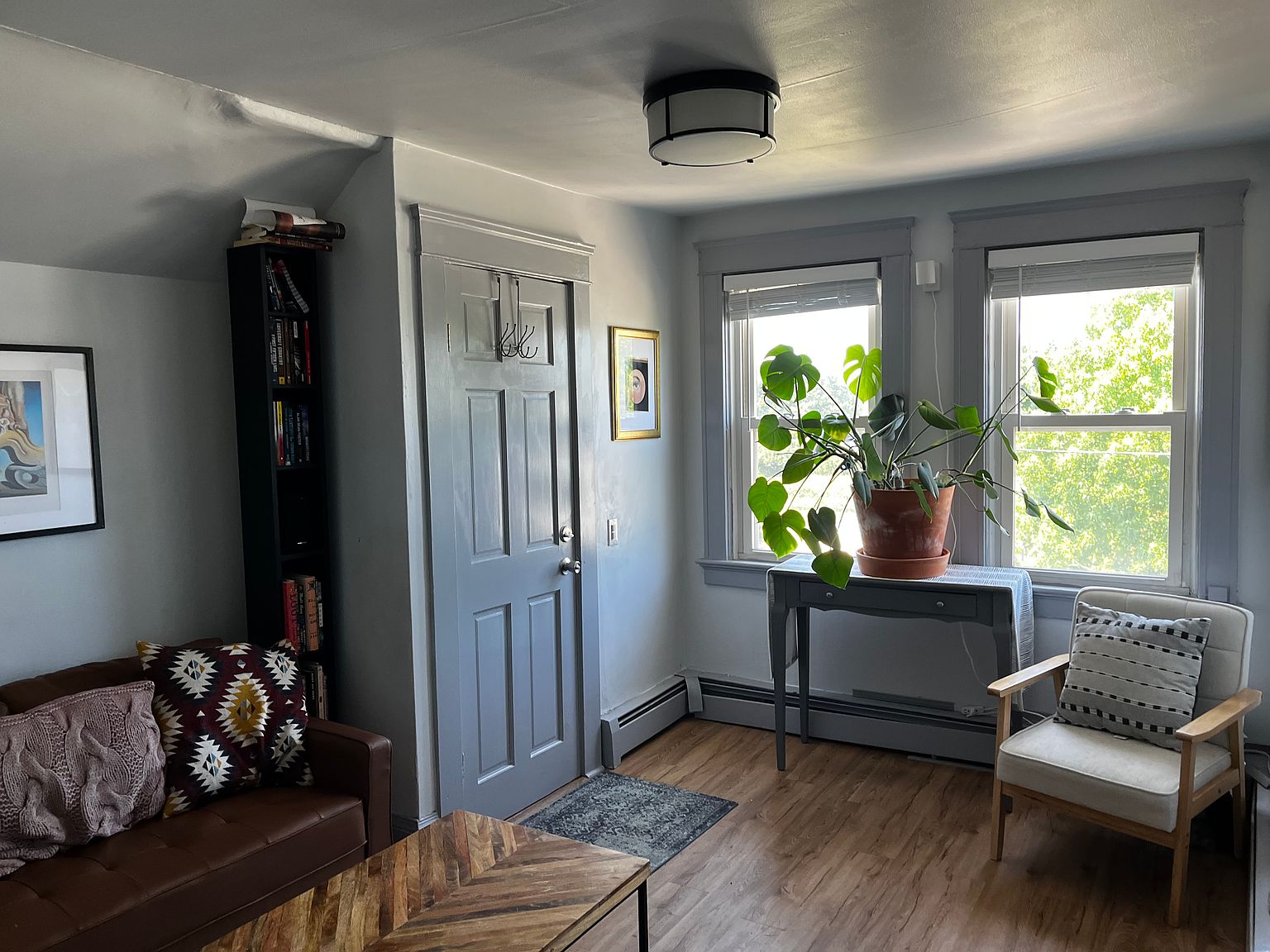 134-136 N Hull St #3, East Providence, RI 02914 | Zillow