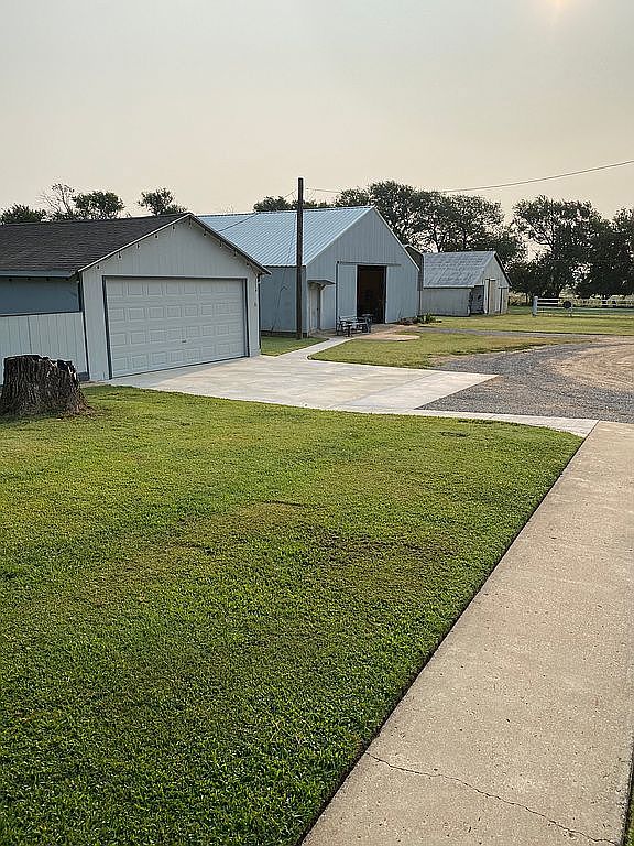 13242 W Earth Rd, Braman, OK 74632 | Zillow