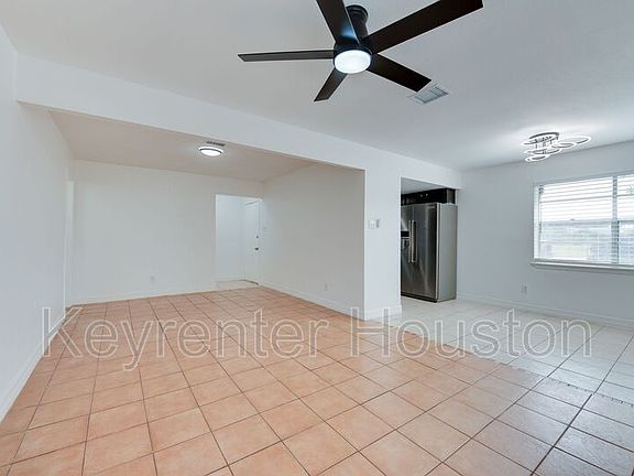 2413 Woodgate St, Houston, TX 77039 | Zillow