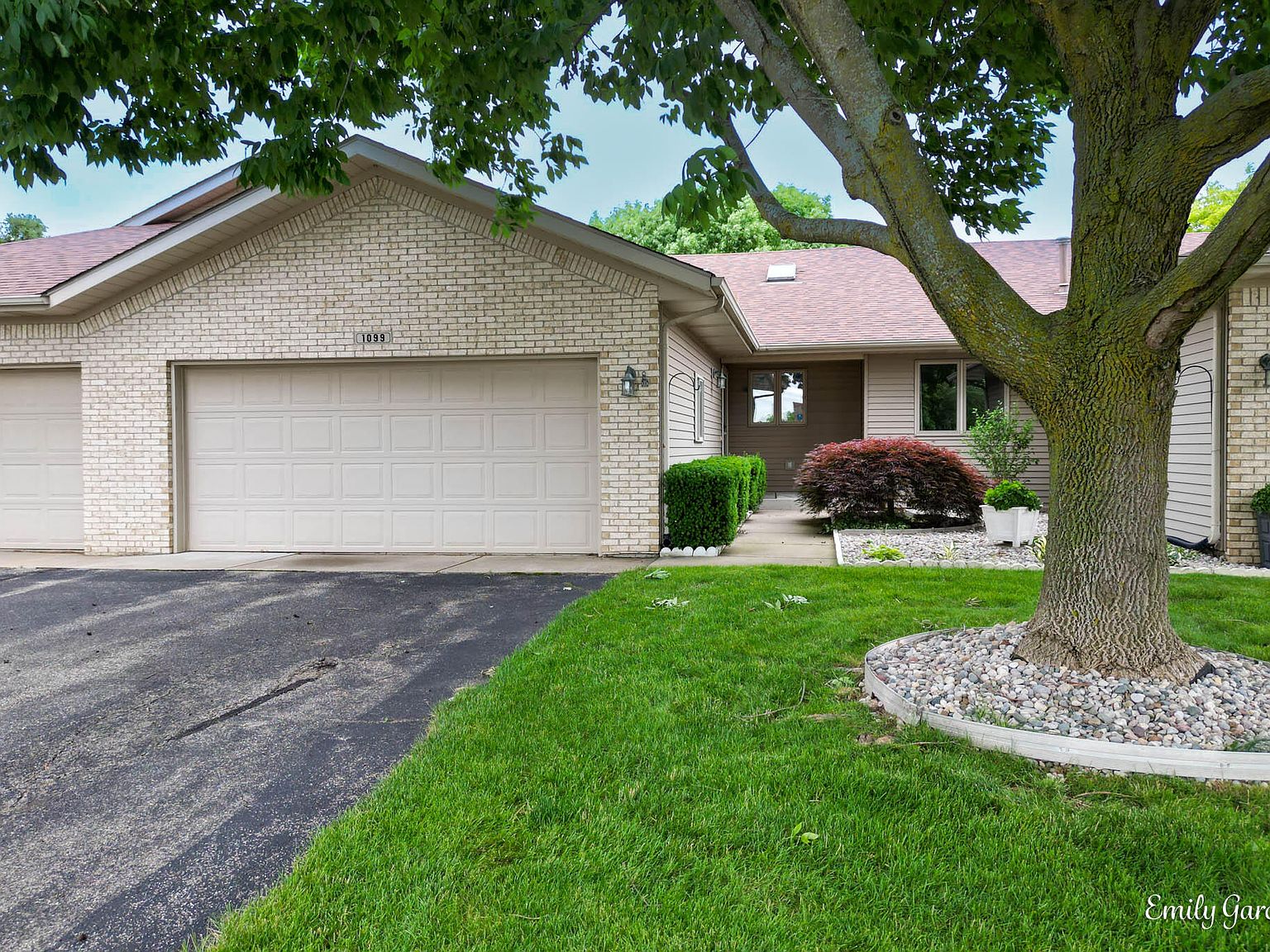 1099 Amber Ridge Dr SW #15, Byron Center, MI 49315 | Zillow
