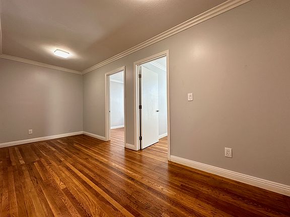 5245 Mission St #5245, San Francisco, CA 94112 | Zillow
