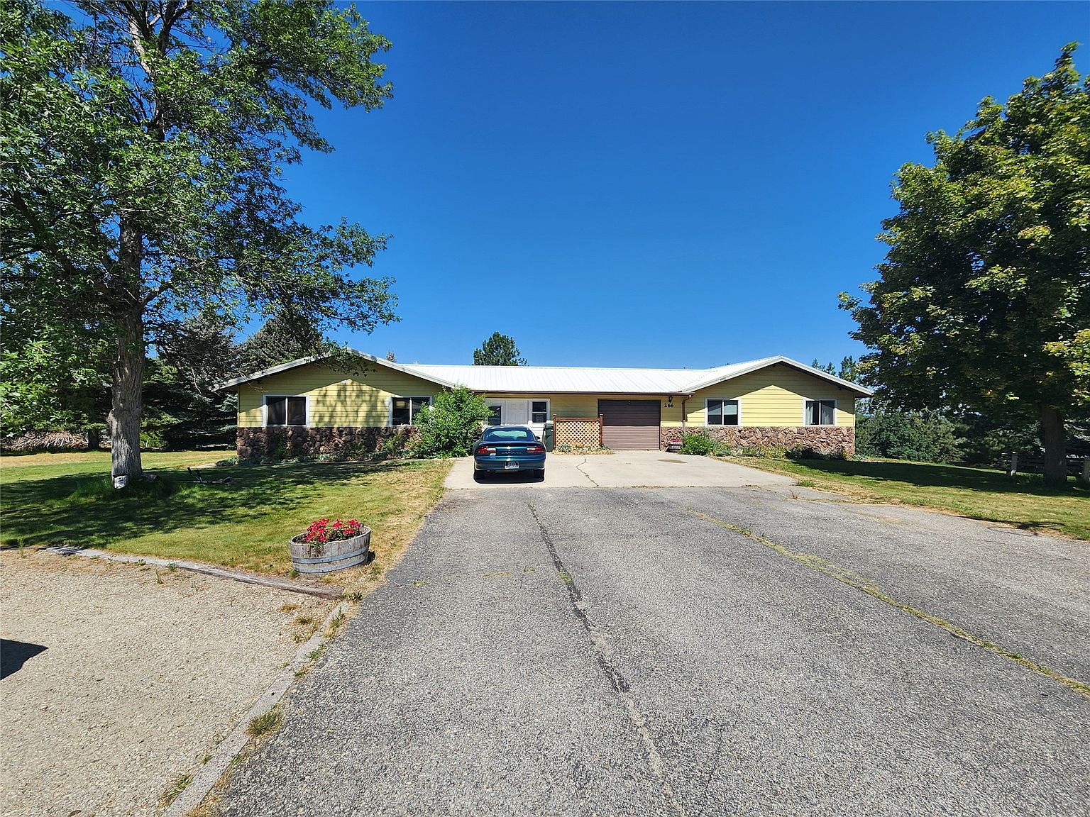 266-268 Cartwright Way, Hamilton, MT 59840 | MLS #30054086 | Zillow