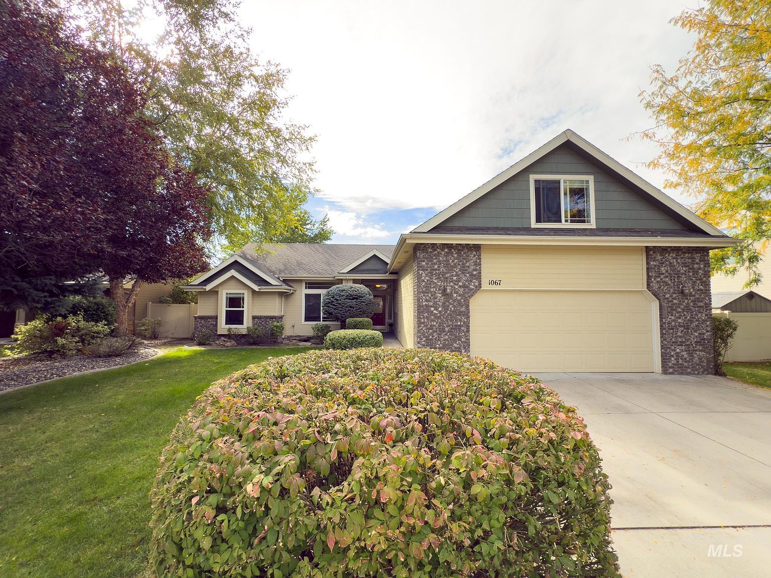 1067 W Yosemite Dr, Meridian, ID 83642 | Zillow