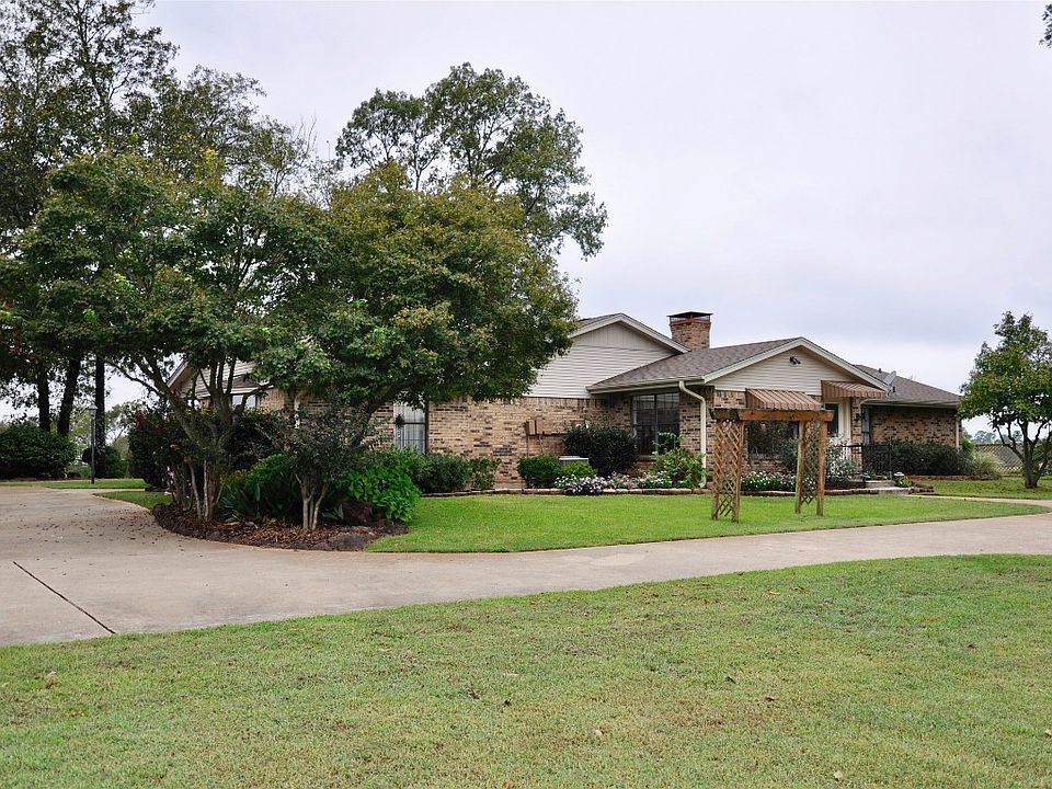 883 County Road 3309, Omaha, TX 75571 | Zillow