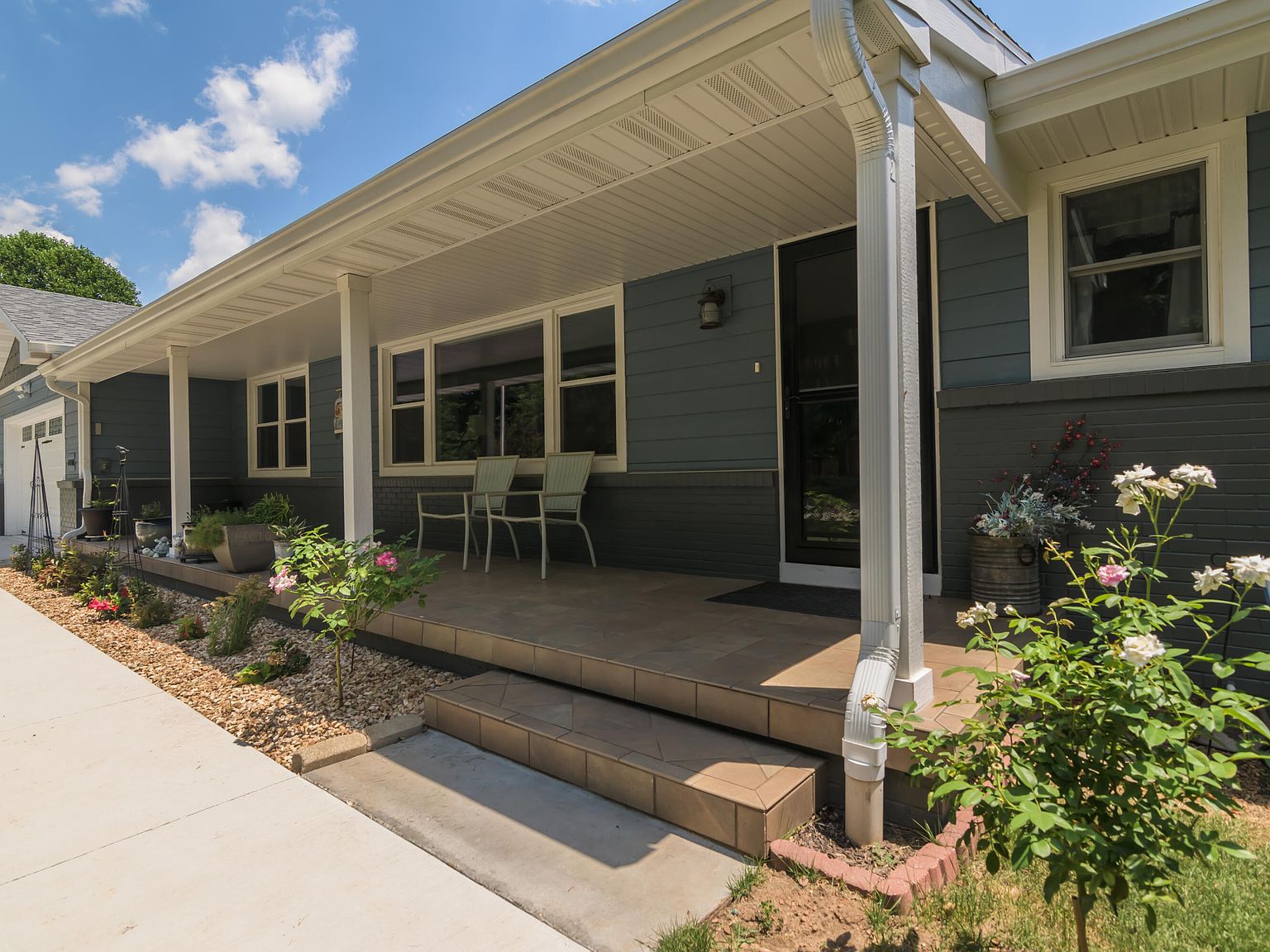 2028 S Cedarbrook Avenue, Springfield, MO 65804 | Zillow