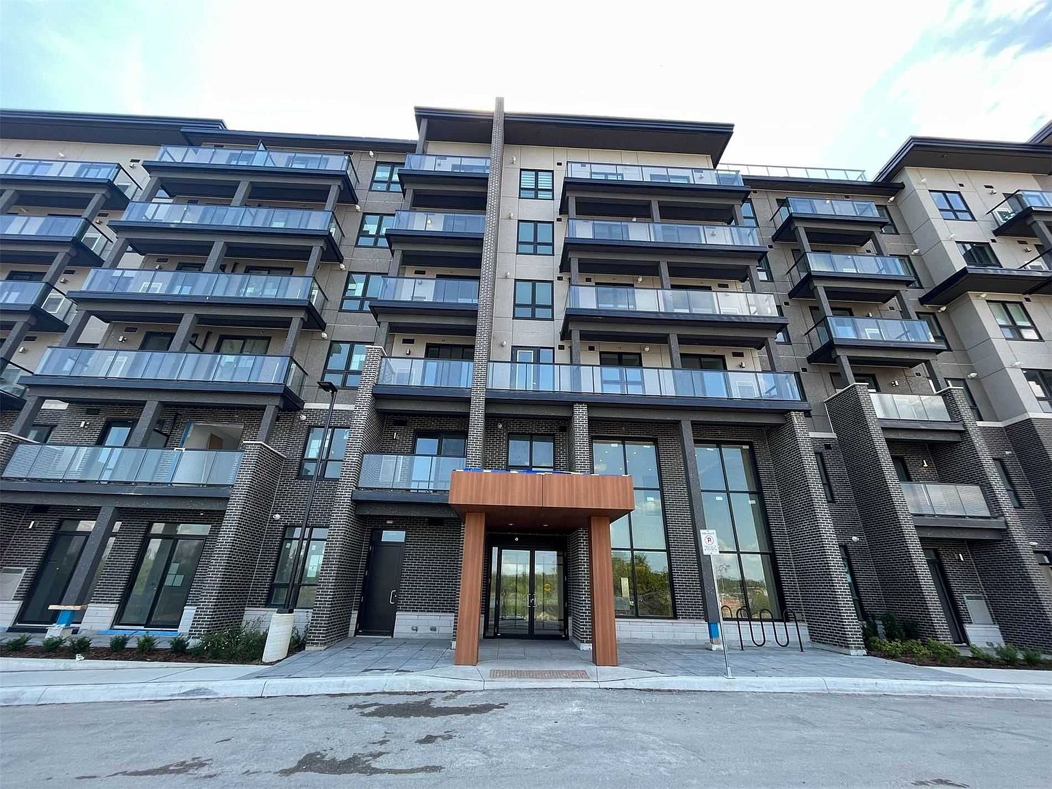 9700 9th Line #701, Markham, ON L6B 1A8 | Zillow