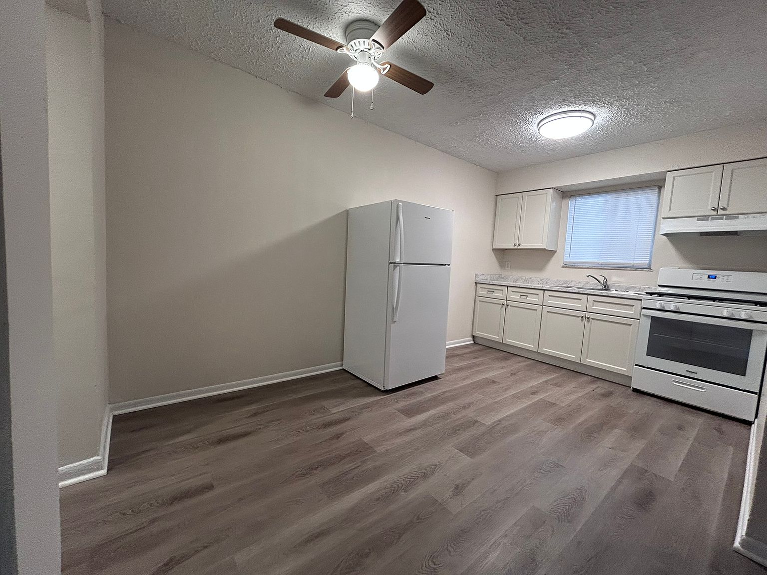 1251 Summit St, Columbus, OH 43201 | Zillow