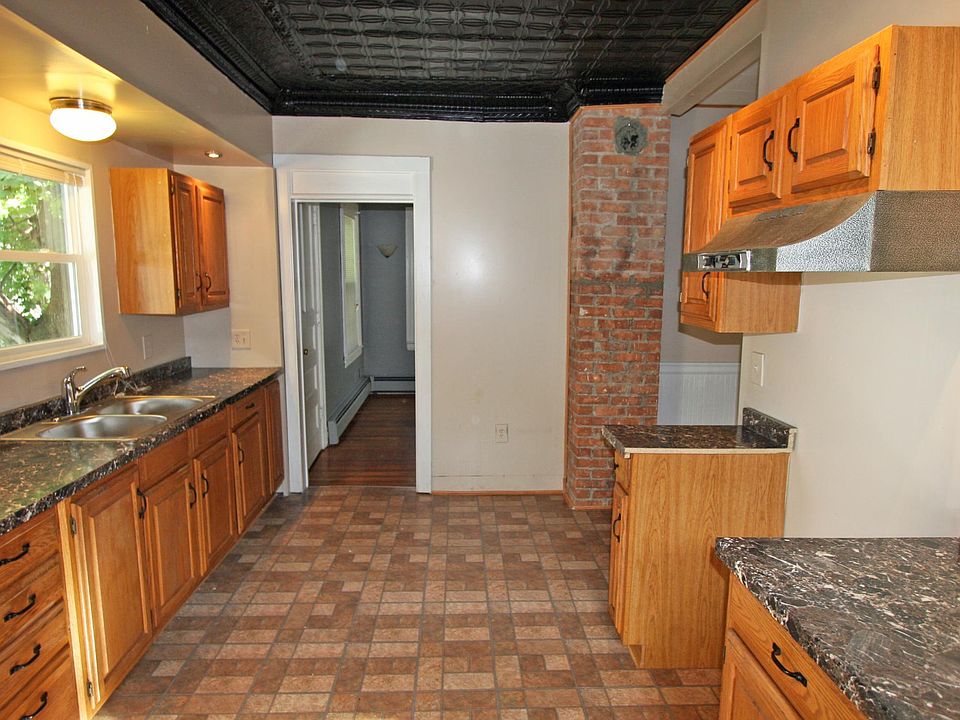 819 S Goodman St, Rochester, NY 14620 | Zillow