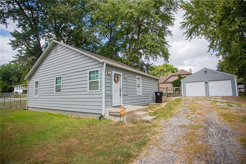 12900 E Silver Ln, Independence, MO 64050 | Zillow