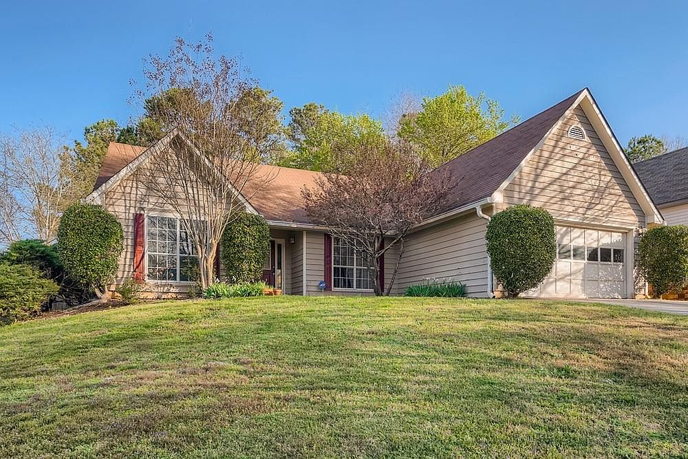192 Clarion Rd, Lawrenceville, GA 30043 | Zillow