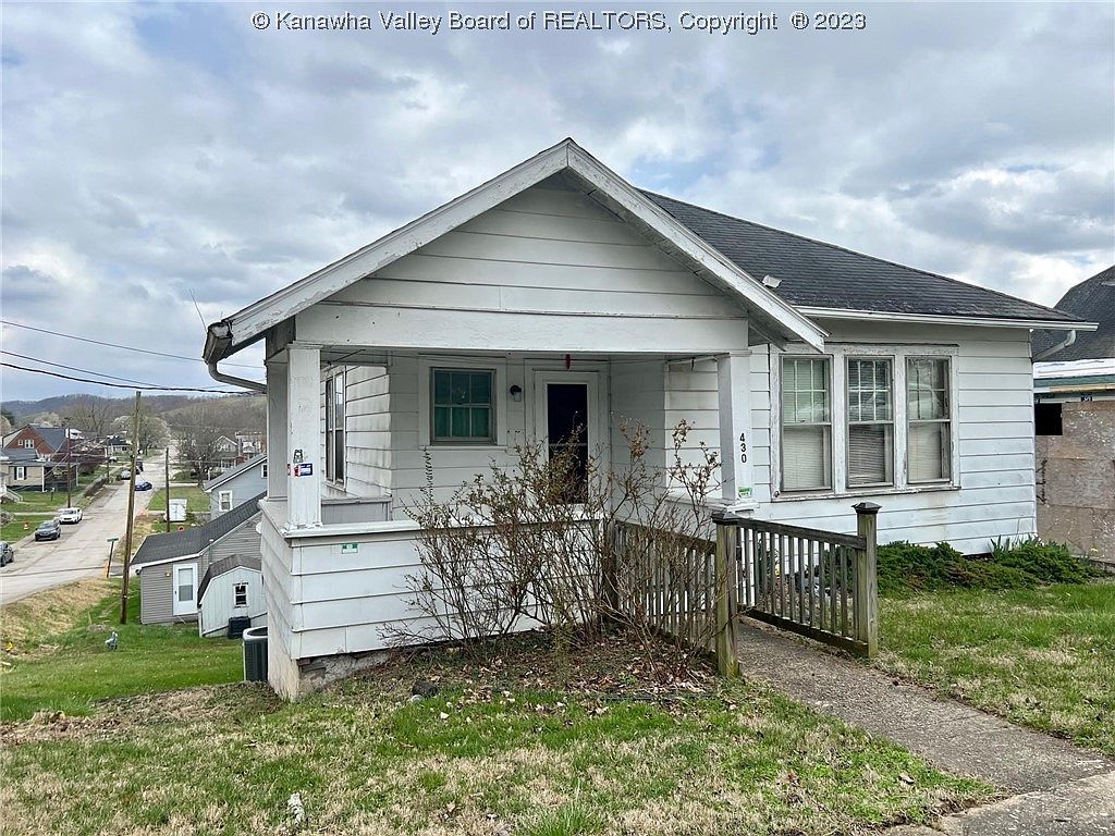430 Market St W, Hamlin, WV 25523 | Zillow