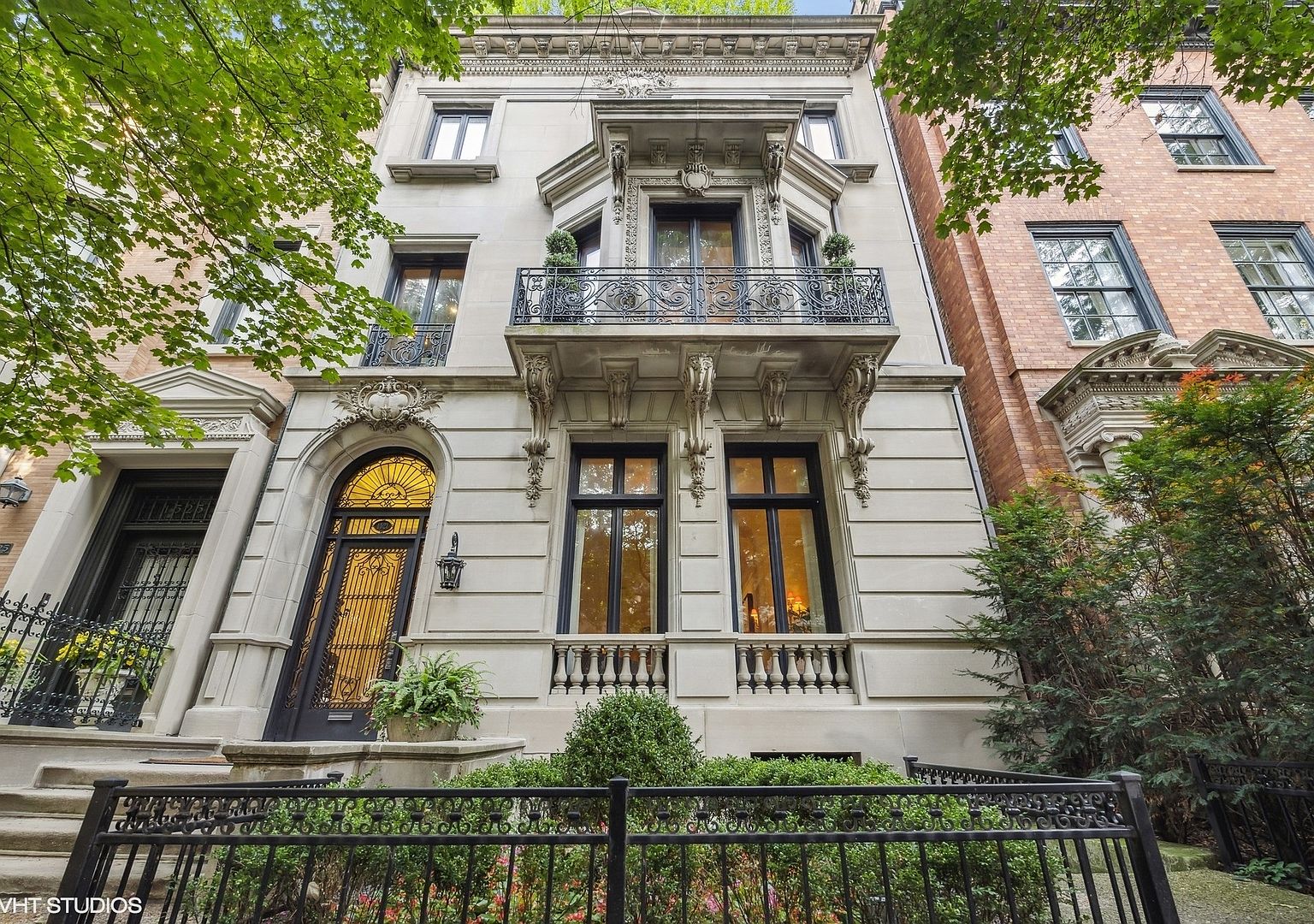 1521 N State Pkwy, Chicago, IL 60610 | Zillow