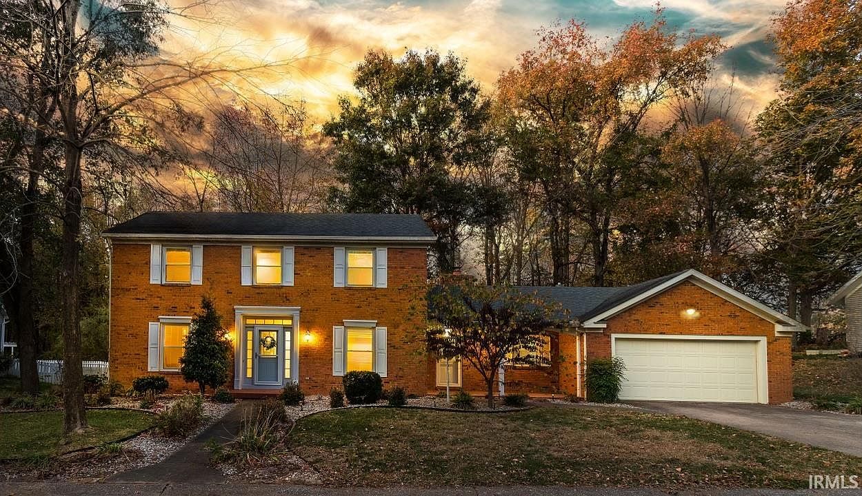7366 Castle Hills Dr, Newburgh, IN 47630 | MLS #202340707 | Zillow