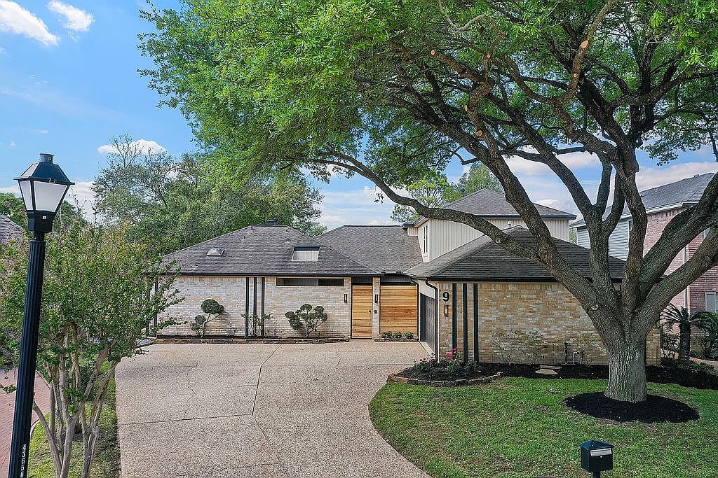 9 Burnham Cir, Sugar Land, TX 77478 | Zillow