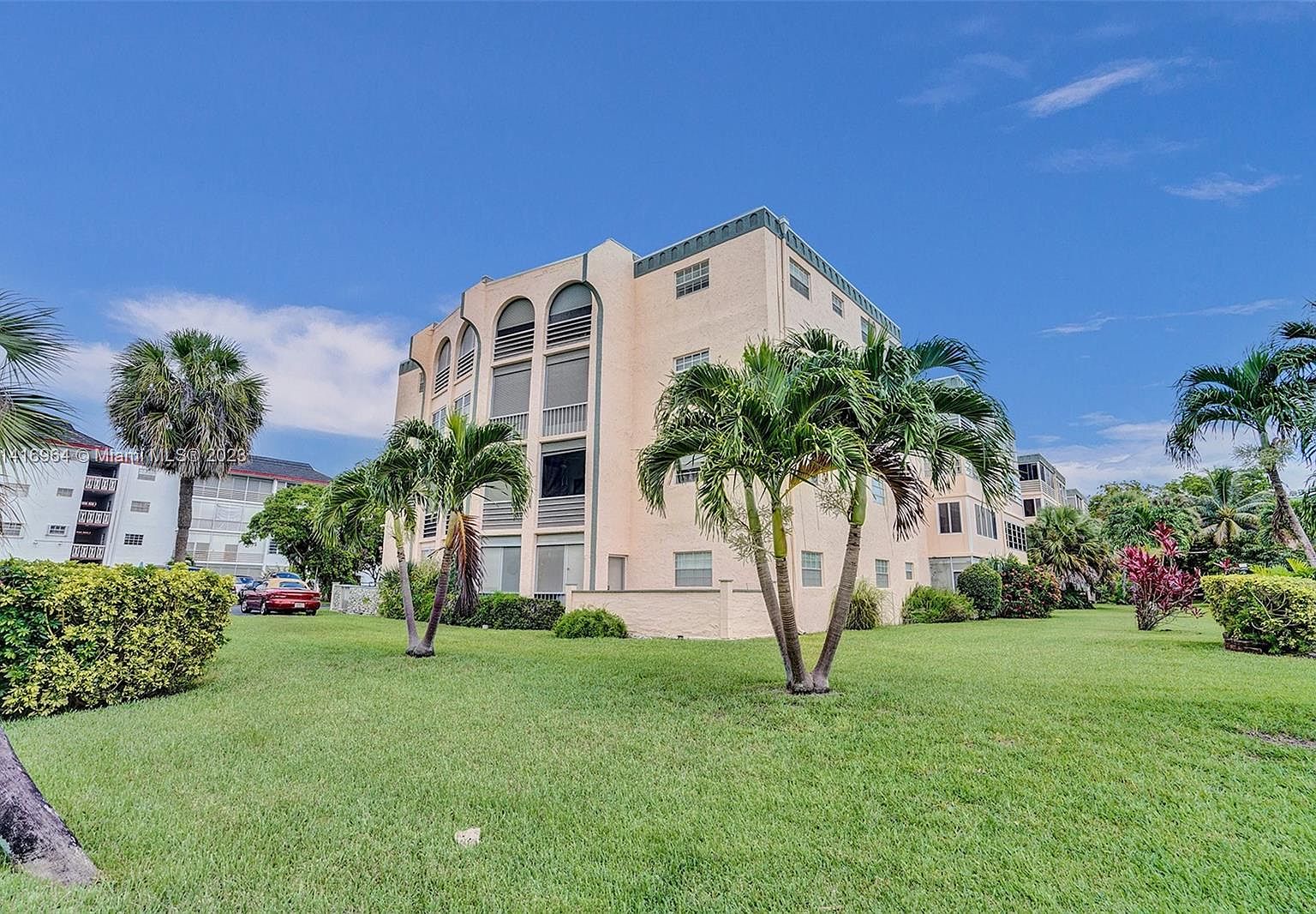 4281 NW 41st St APT 318, Lauderdale Lakes, FL 33319 | Zillow