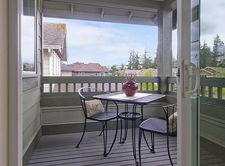 6704 E Crest View Loop SE, Snoqualmie, WA 98065 | Zillow