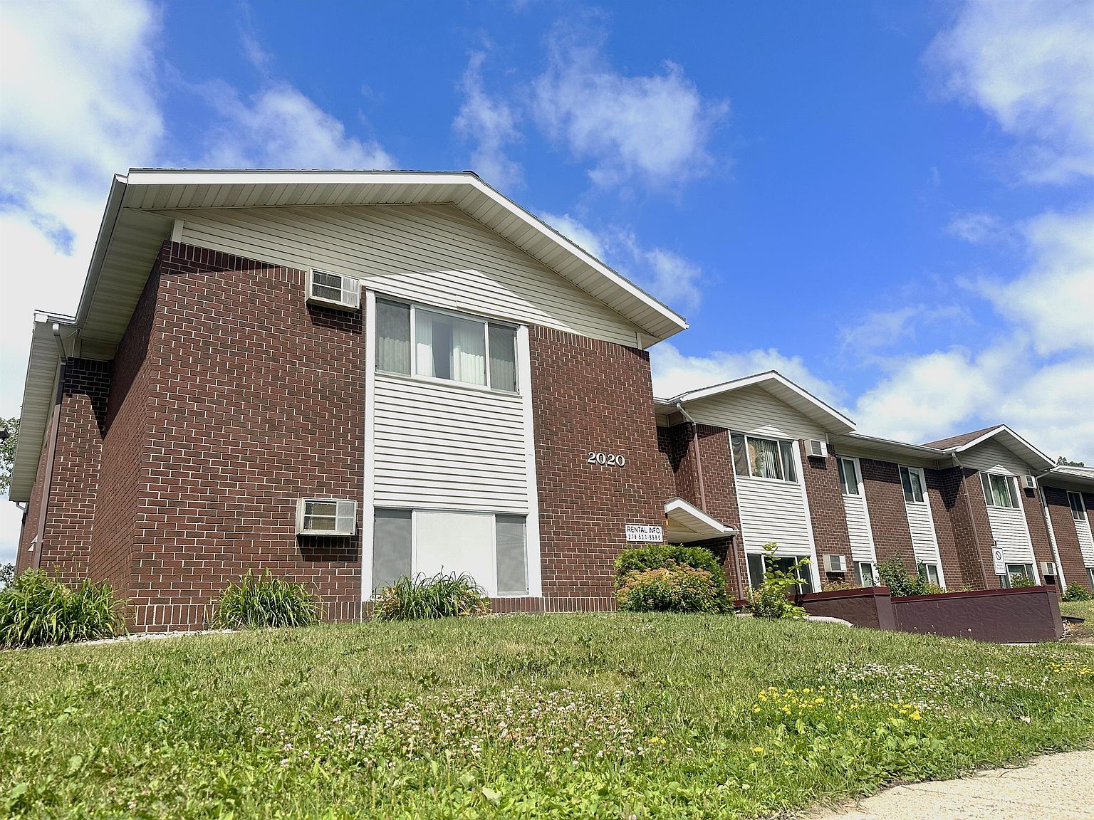 2020 Eric Cir APT 104, Alexandria, MN 56308 | Zillow