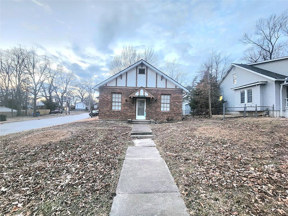 3847 Fee Fee Rd, Bridgeton, MO 63044 | Zillow