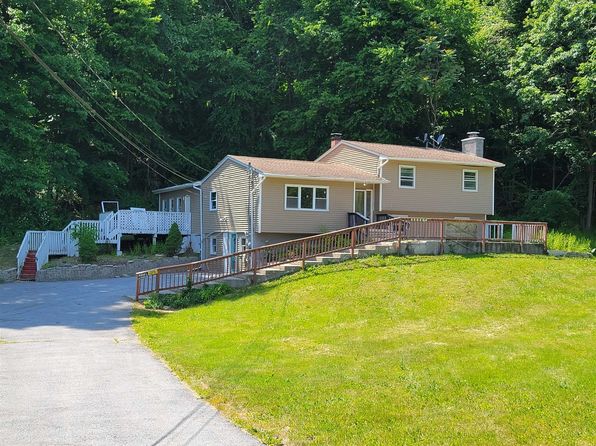 Poughkeepsie NY Real Estate - Poughkeepsie NY Homes For Sale | Zillow