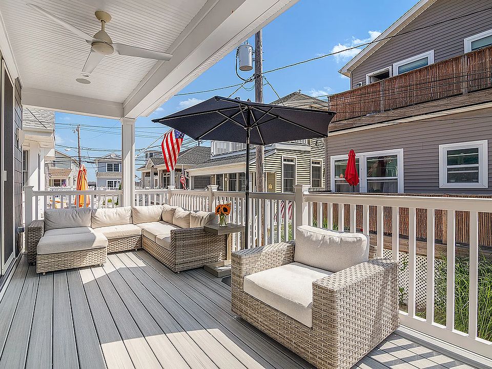 6 Gotham Walk, Breezy Pt, NY 11697 | Zillow