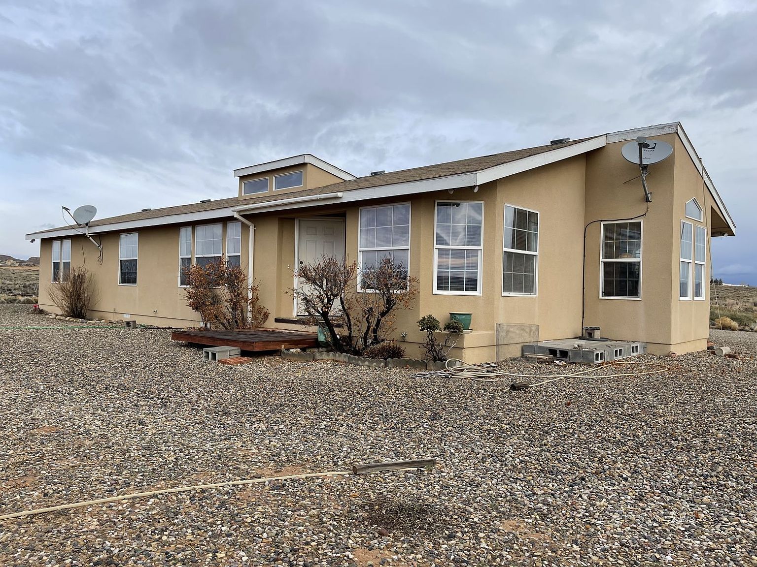 2184 N Waunita Ave, Kanab, UT 84741 | MLS #1408322 | Zillow