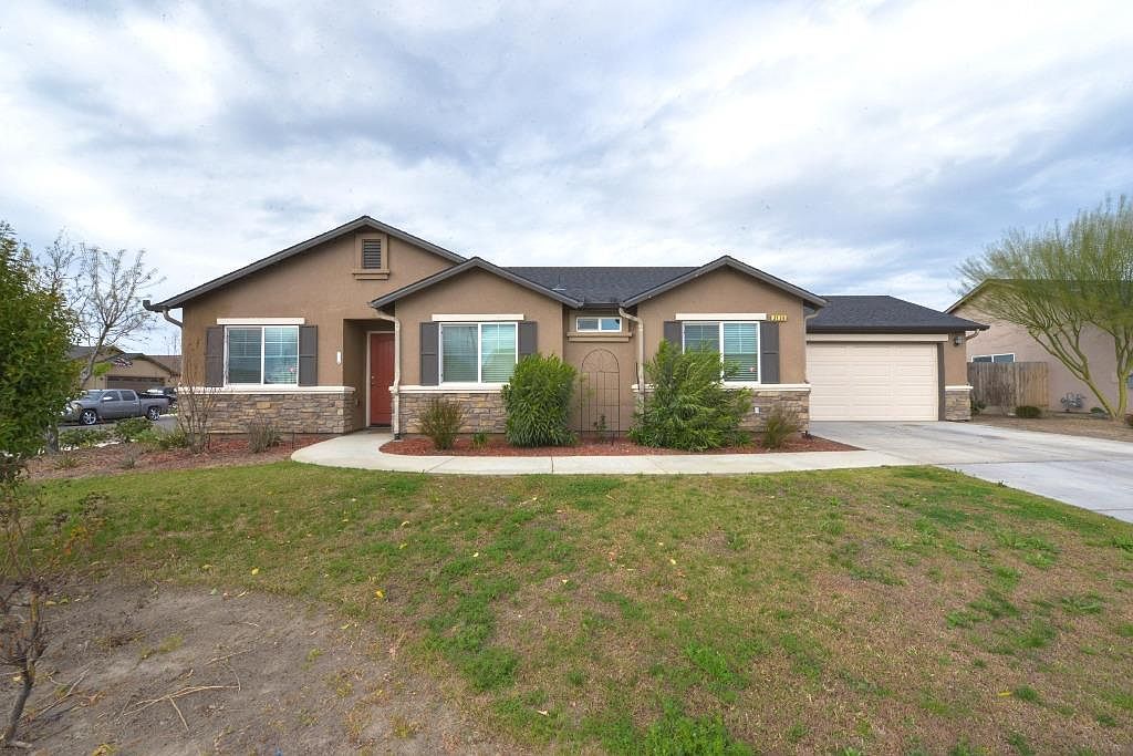 2136 Lake Isabella Ave, Corcoran, CA 93212 | Zillow