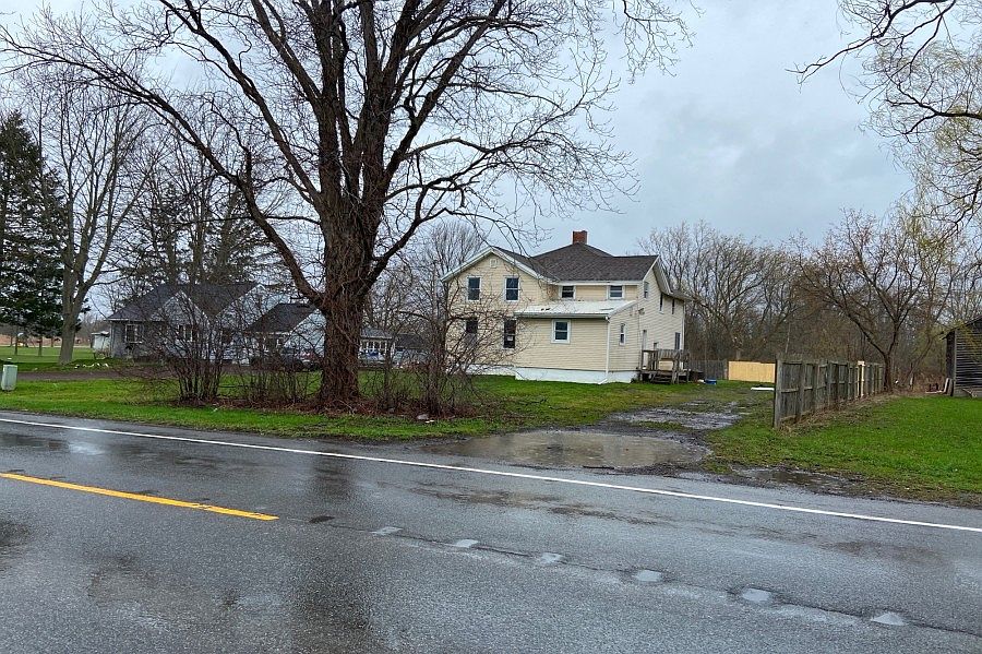 7409 Collamer Rd, East Syracuse, NY 13057 | Zillow