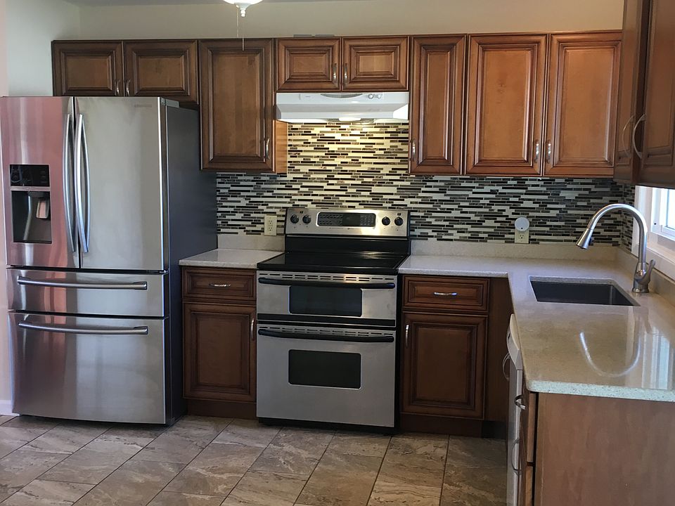 105 Pulte Rd, Lancaster, PA 17601 | Zillow