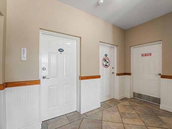 13304 E Lake Shore Dr #101, Cedar Lake, IN 46303 | Zillow