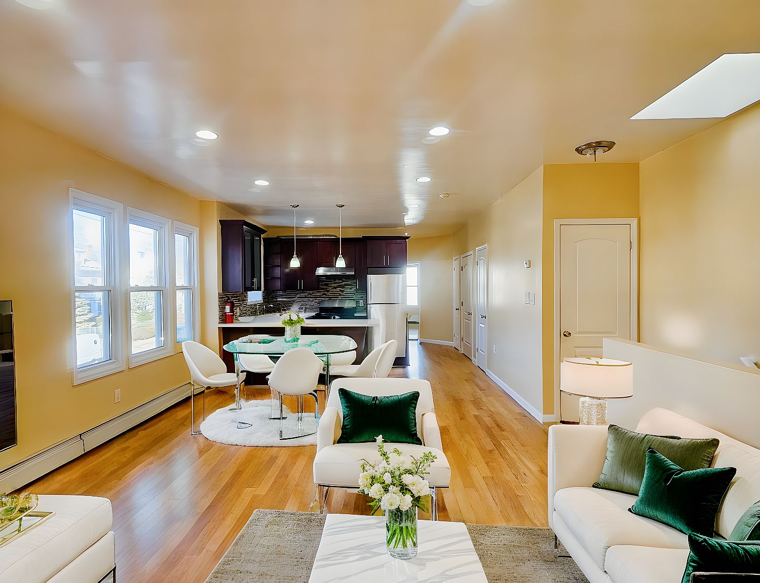 8601 85th St FLOOR 2, Woodhaven, NY 11421 | Zillow