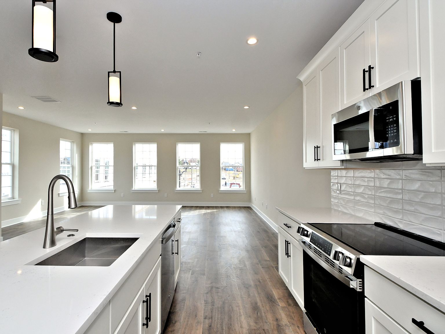 450 Market St, Souderton, PA 18964 | Zillow