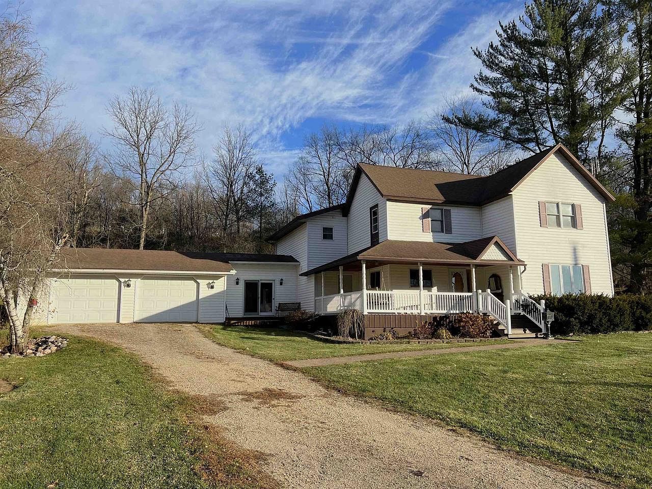 31372 Loyd Street, Cazenovia, WI 53924 | MLS #1967804 | Zillow