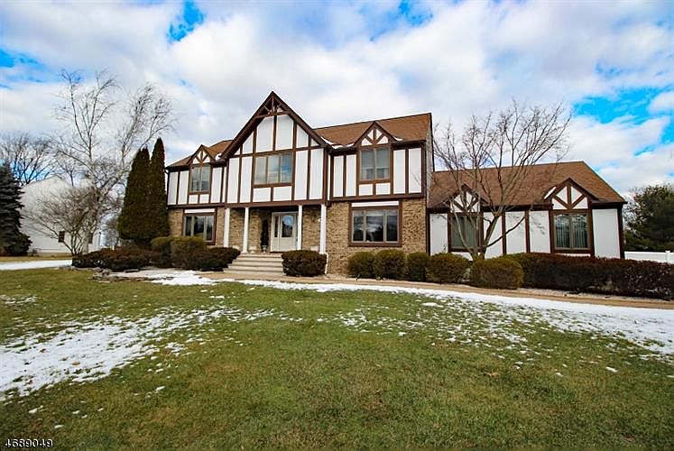 34 Pembroke Ter, Hillsborough, NJ 08844 | Zillow