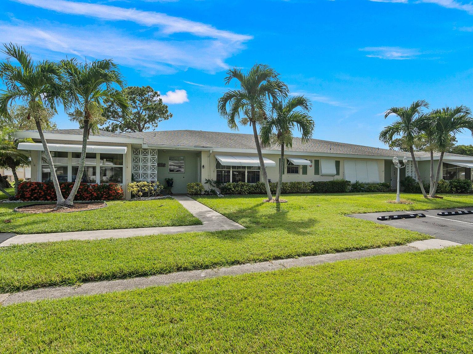 925 Savannas Point Dr #E, Fort Pierce, FL 34982 | Zillow