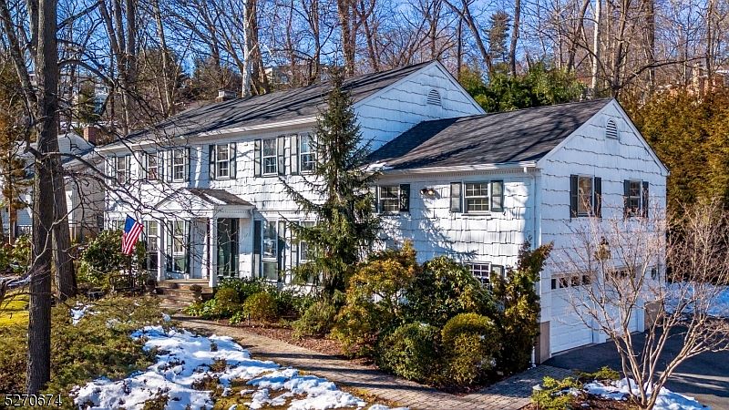 1004 Chimney Ridge Drive, Mountainside, NJ 07092 | Zillow