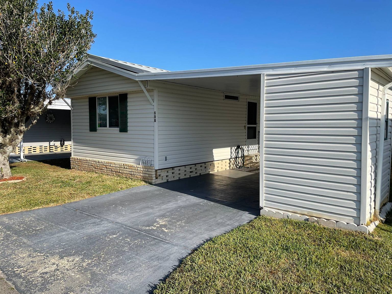 608 Lake Henry Dr #608, Winter Haven, FL 33881 | Zillow
