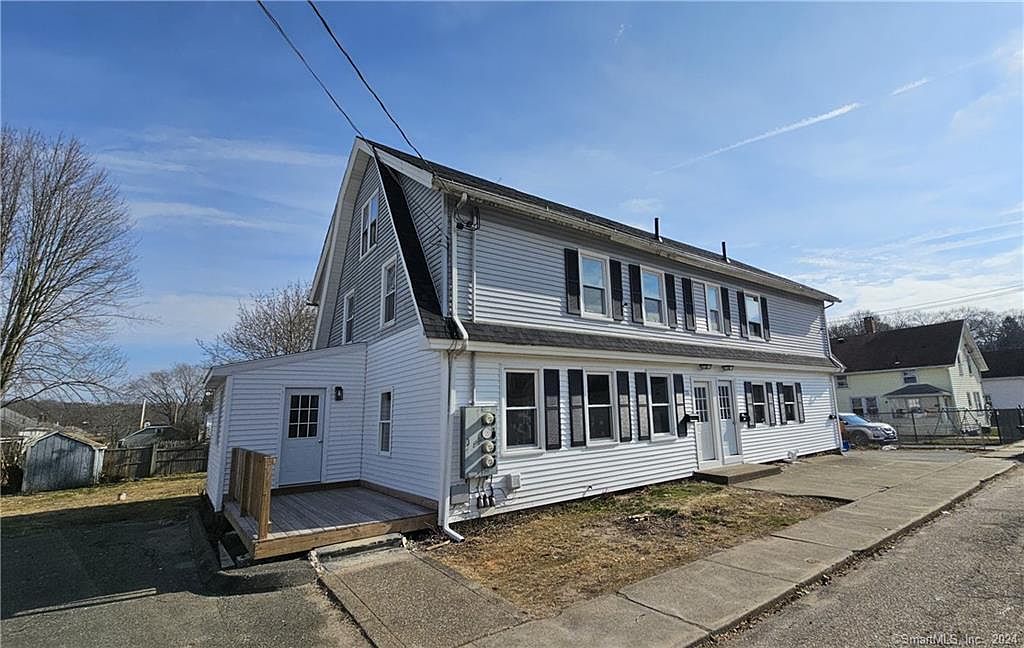 21 South 4th Avenue, Taftville, CT 06380 | Zillow