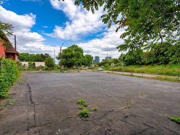 S Water Ave, Portland, OR 97201 | MLS #23536197 | Zillow