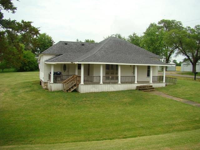 415 E 8th St, Lineville, IA 50147 | MLS #11290885 | Zillow