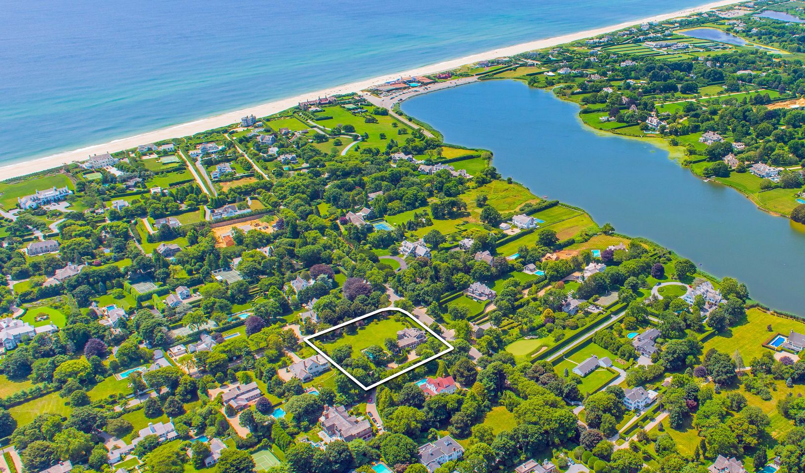 264 South Main St, Southampton, NY 11968 | Out East