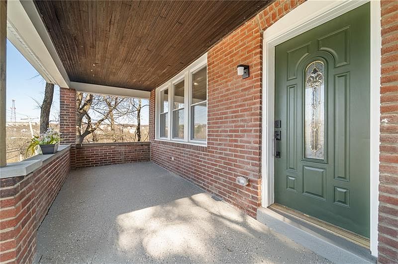 1020 Glass Run Rd, Pittsburgh, PA 15236 | Zillow