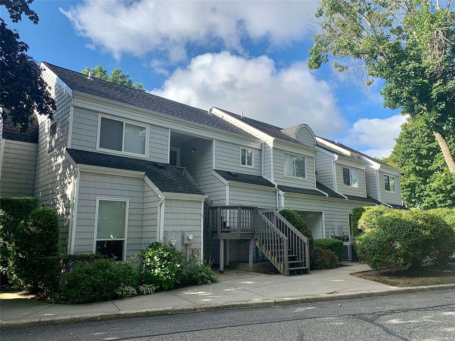 220 Montauk #21, Speonk, NY 11972 | Zillow