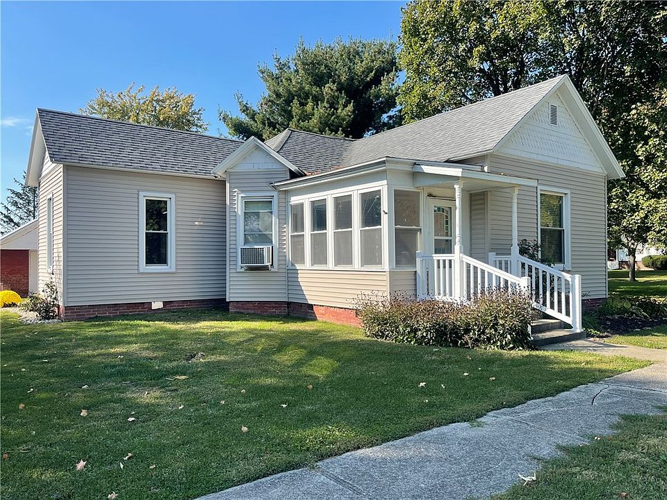 209 N French St, Brocton, IL 61917 | Zillow