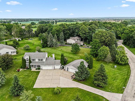 W7489 Westbrook Ln, Fond Du Lac, WI 54937 | MLS #50310523 | Zillow