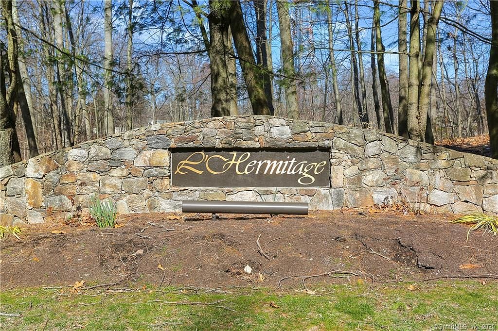 37 L Hermitage Dr, Shelton, CT 06484 | Zillow