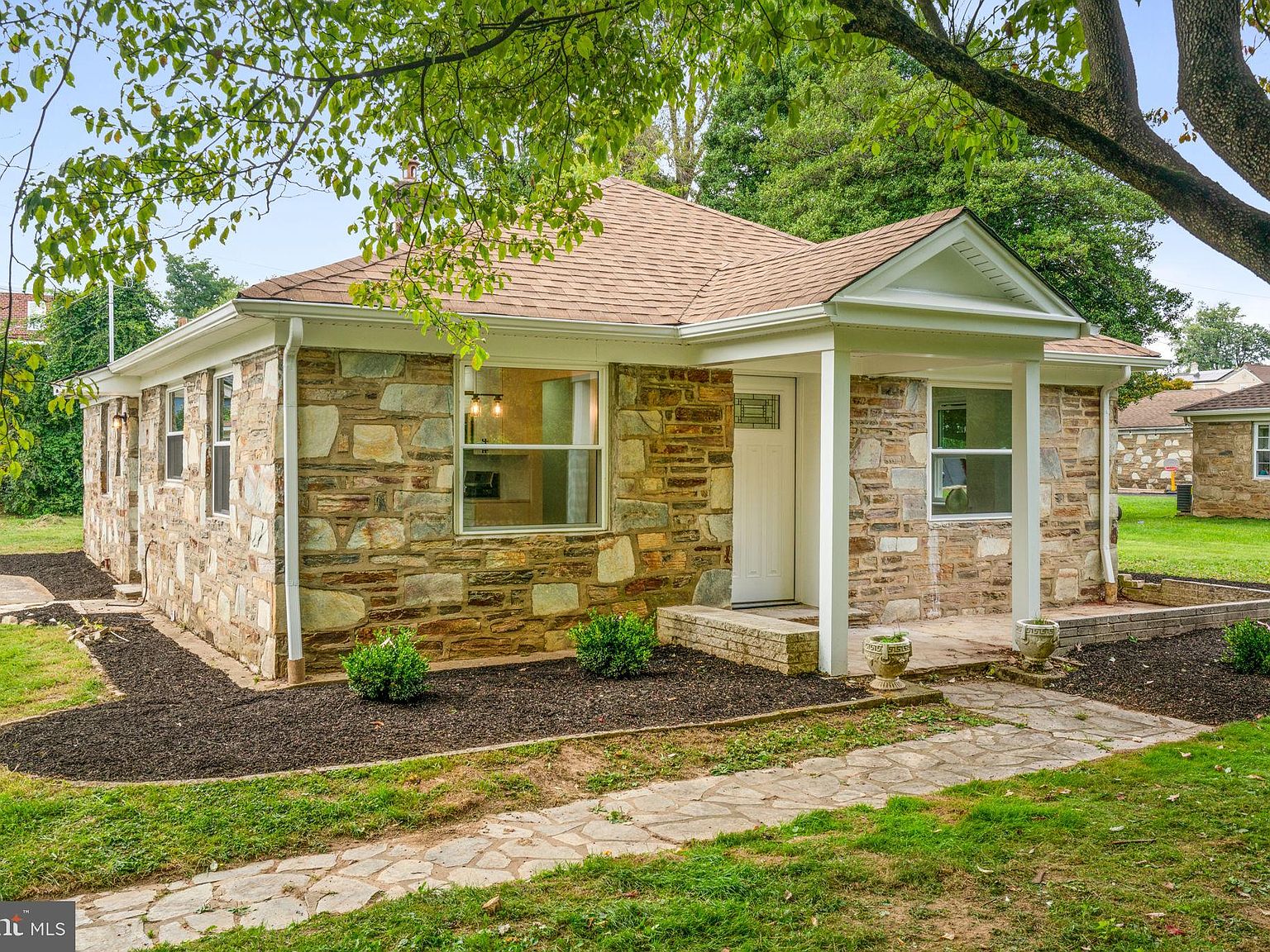 8606 Verree Rd, Philadelphia, PA 19115 | Zillow