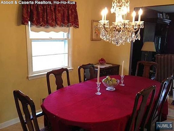 32 Monroe St, Waldwick, NJ 07463 | Zillow